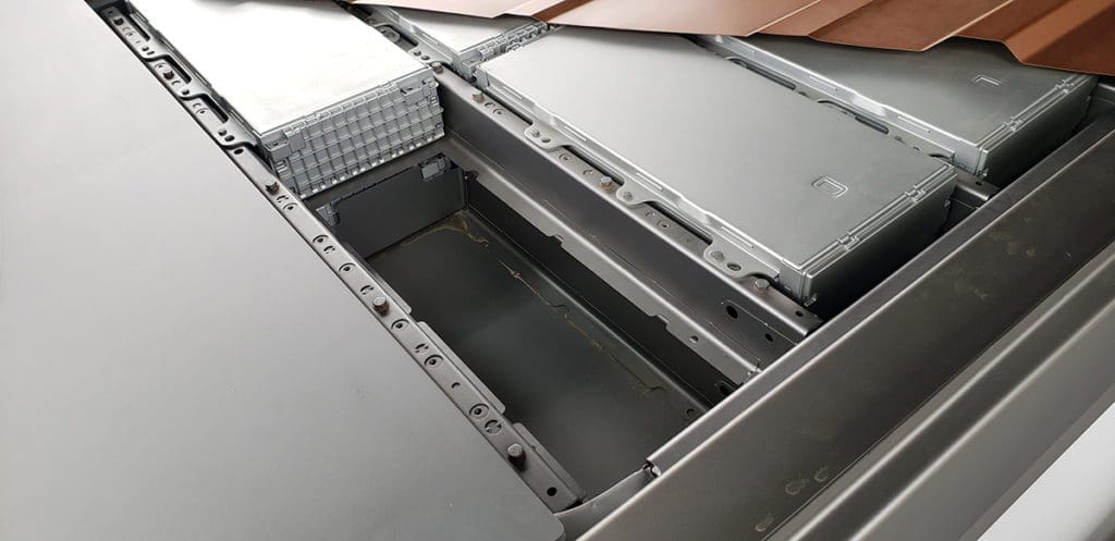 Charged EVs | 2022 GMC Hummer EV Edition 1 first drive: five tons of ...