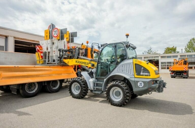Charged EVs | Kramer-Werke shows off new 5065e electric wheel loader at ...